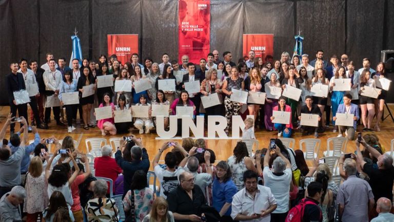 Orgullo regional: la UNRN tiene 67 nuevos graduados y graduadas | ANR