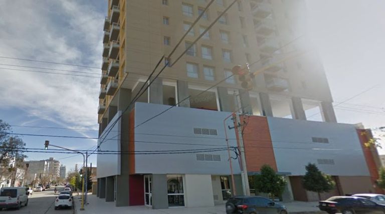 Desvalijaron el departamento de un edificio céntrico de Roca | ANR ...