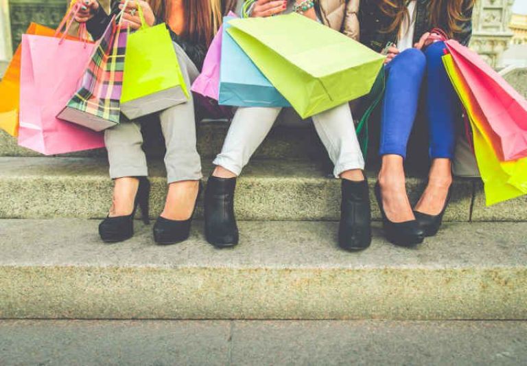Cuáles son los signos del zodiaco más adictos a las compras | ANR ...