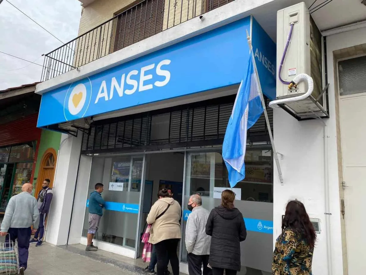 Calendario de Anses: quiénes cobran el viernes 16 | ANR