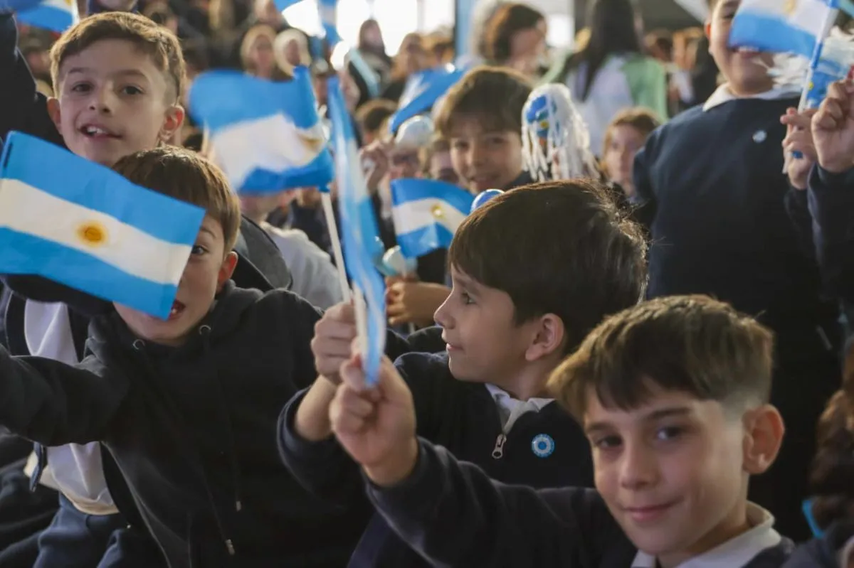 Masiva promesa a la bandera en Roca: mirá la galería de fotos | ANR